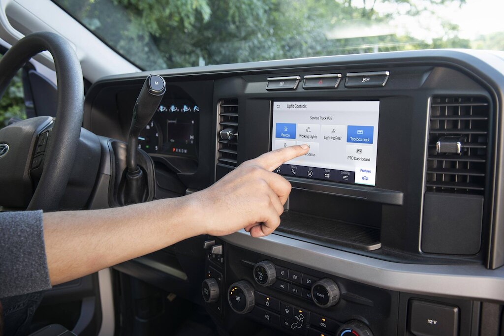 2024 Ford Super Duty F-600 XL Chassis Cab | Ford Pro