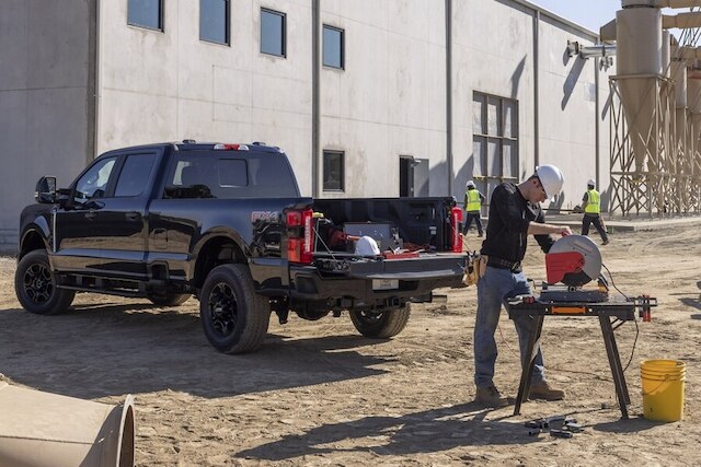 2024 Ford Super Duty Pickup Truck - Photo Gallery | Ford Pro