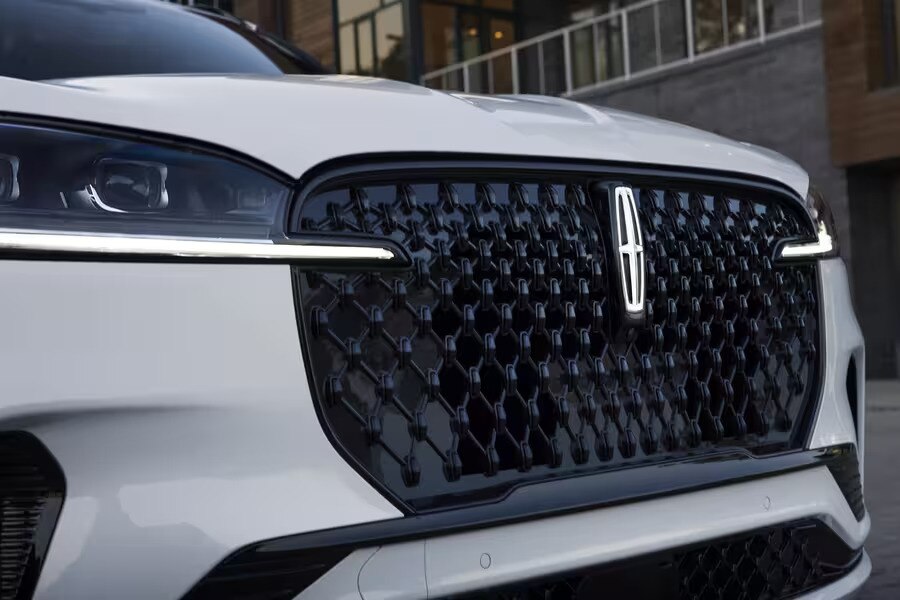 The New 2025 Lincoln Aviator