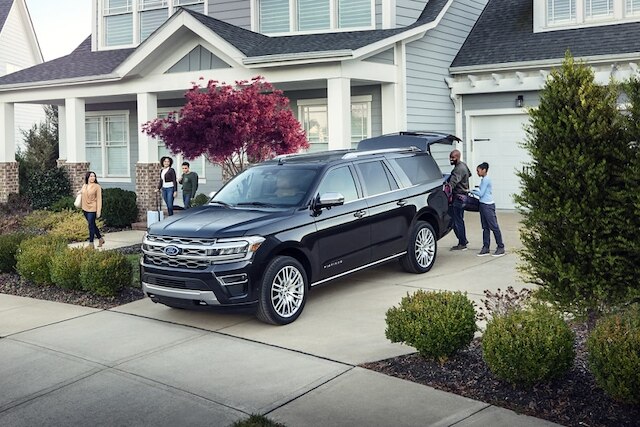 2023 Ford Expedition Fleet SUV - Photo Gallery | Ford Pro