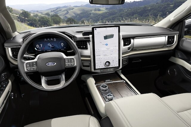 2023 Ford Expedition Fleet SUV - Photo Gallery | Ford Pro