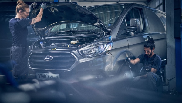 Entretien et maintenance de la flotte | Ford Pro™