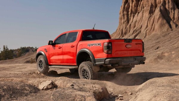 Ford Ranger Raptor Fleet Pick-Up Truck Features | Ford Pro™ UK