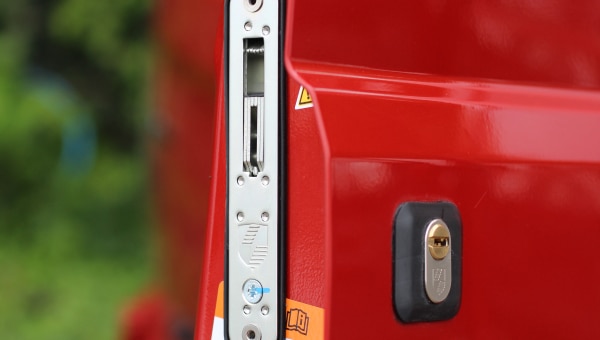 Ford Transit Custom Kombi Fleet Van | Ford Pro™ UK