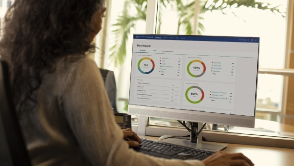 Commercial Fleet Service & Maintenance | Ford Pro™