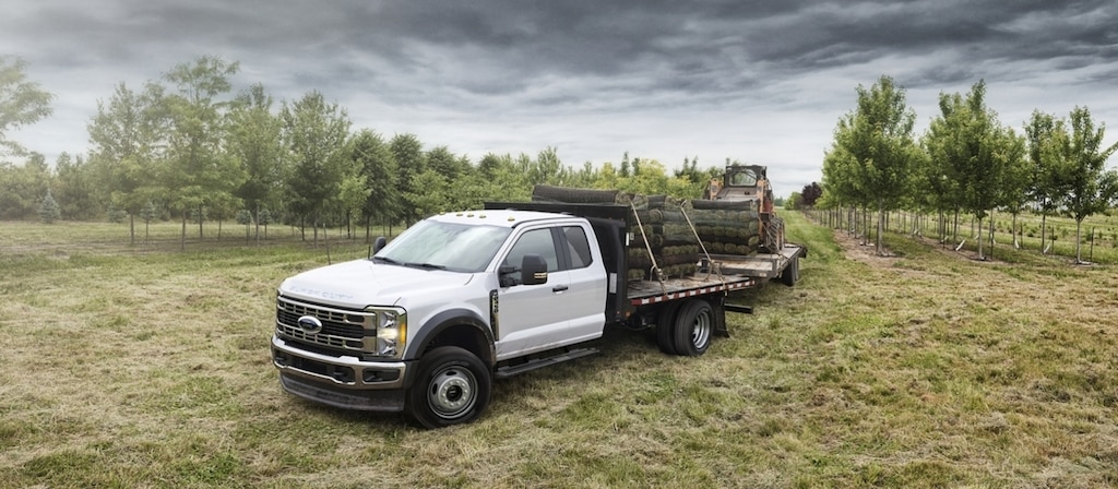 2025 Ford Super Duty Chassis Cab | Ford Pro™
