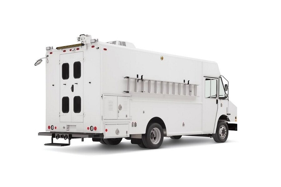 2025 Ford E-Series Commercial Stripped Chassis | Ford Pro™