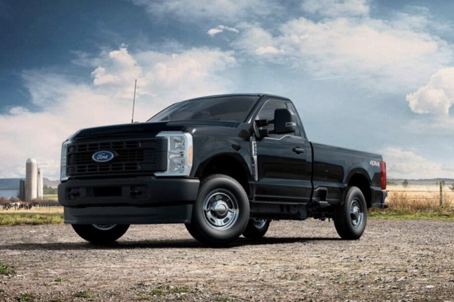2024 Ford Super Duty F-250 XL Fleet Pickup Truck | Ford Pro™