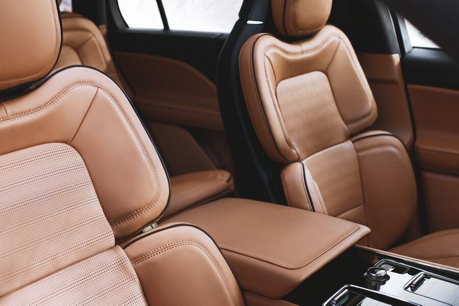 2023 Lincoln Aviator Fleet SUV | Ford Pro™