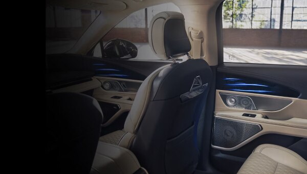 2023 Lincoln Nautilus Fleet SUV | Ford Pro™