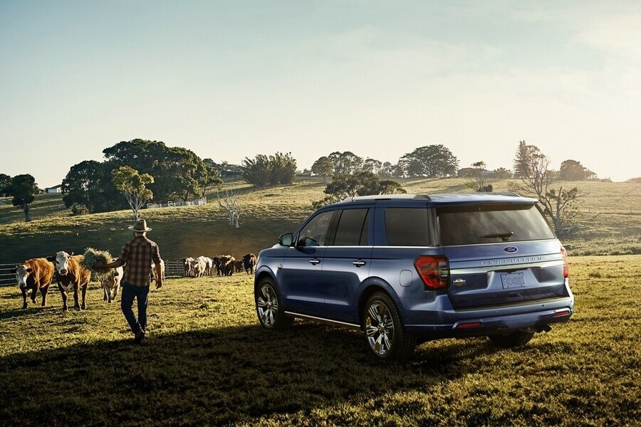 A 2023 Ford Expedition SUV parked at a ranch