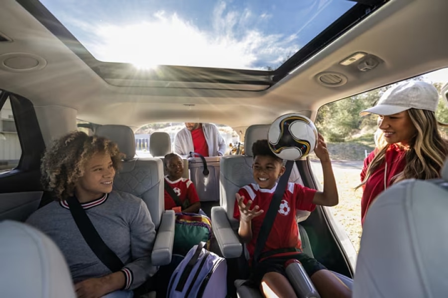 2025 Ford Explorer Fleet SUV - Photo Gallery | Ford Pro™