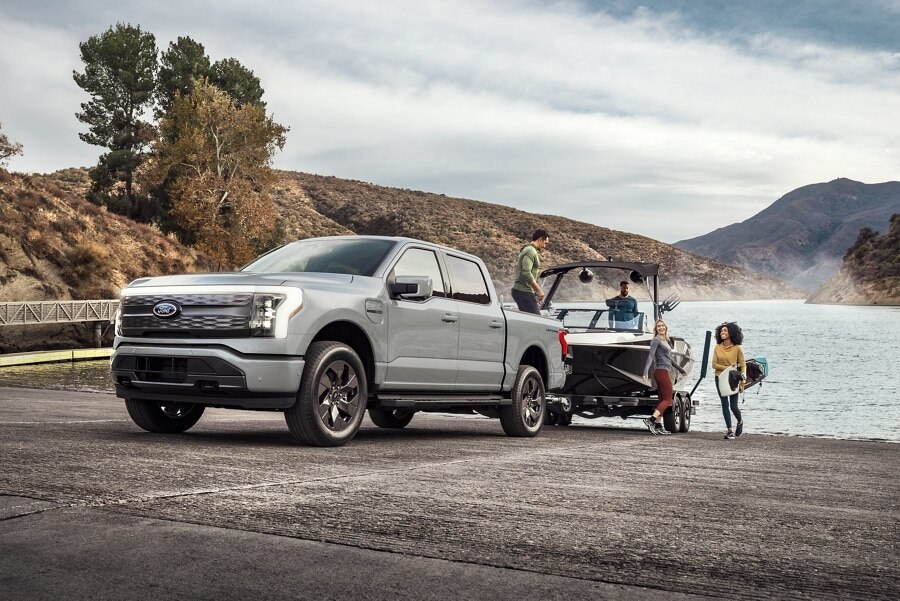 2024 Ford F-150 Lightning Electric Truck - Features | Ford Pro™