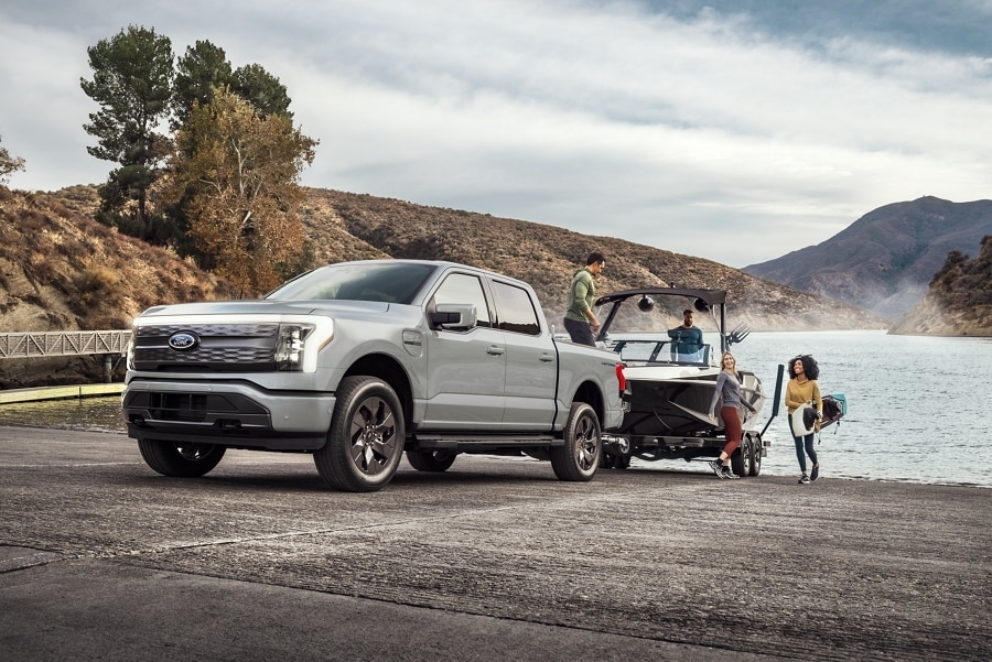 2024 Ford F-150 Lightning Electric Truck - Features | Ford Pro™